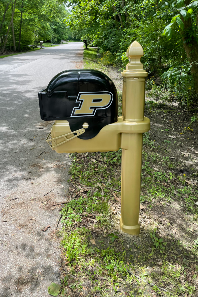 Purdue mailboxes spread news of Boilermaker spirit - Purdue for Life ...